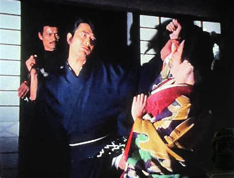 エリック On Twitter フォロワーさんとさっき話したので仕事屋政吉について 政吉は無表情で機械的に複数を刺していく2話と6話の殺陣