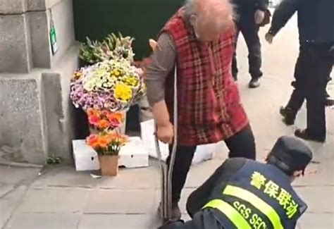 成都文殊院一大奇观，保安与乞讨者上演 精彩大戏” 知乎