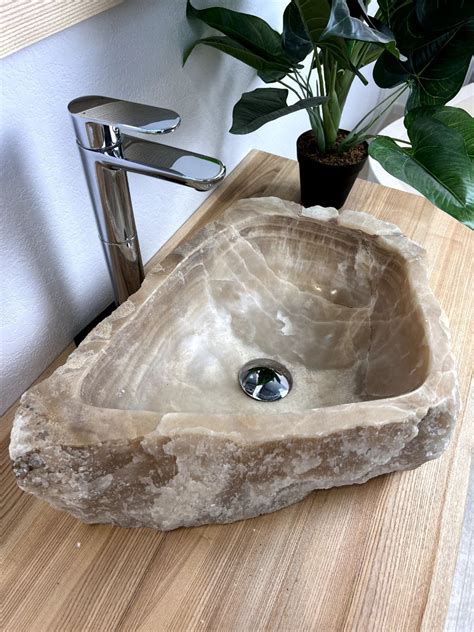 Умивальник з натурального оніксу елегантне рішення для ванної купити ціна у Spiritofstone