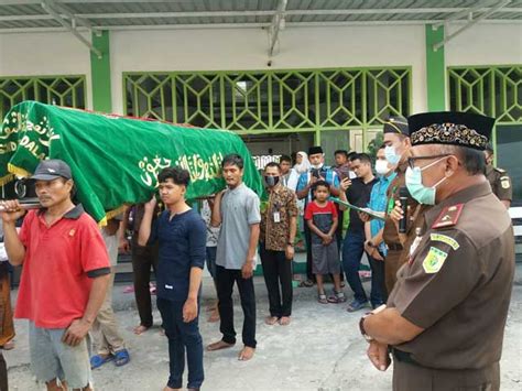 Reflas Berpulang, Kejati Sumbar Berduka - FATIVA.id