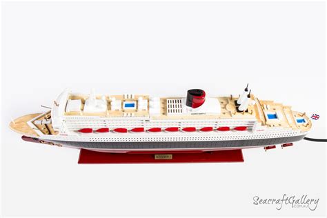Queen Mary 2 Cruise Ship Model With Lights Seacraft Gallery