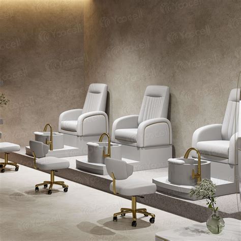 Yoocell White Pedicure Spa Chair For Nail Salon Luxurious And