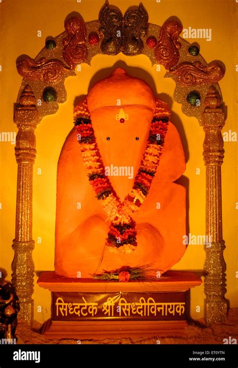 Shree Siddhivinayak Mandir Sri Siddhi Vinayaka Temple Ganesha Replica