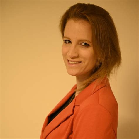 Sandra Wirth Sachbearbeiterin Personenversicherungen 11