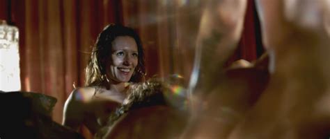 Naked Isabelle Redfern In Schoßgebete