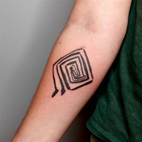 Christie Zwart Square Spiral Tattoo