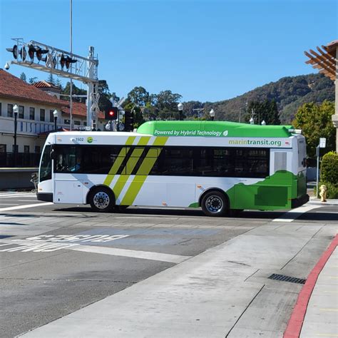 Small Bus Gillig Brt 29ft Approx 8 8m R Bus