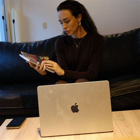 Founder Weve Been Posting On Linkedin But Nothing Really Happens” Sofía Bruno Scolari