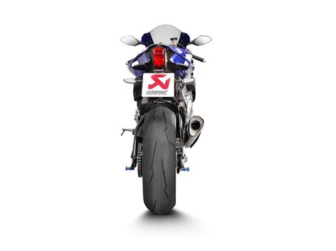 Akrapovic Unveils Evolution Line Kit For The 2015 Yamaha Yzf R1 Adds