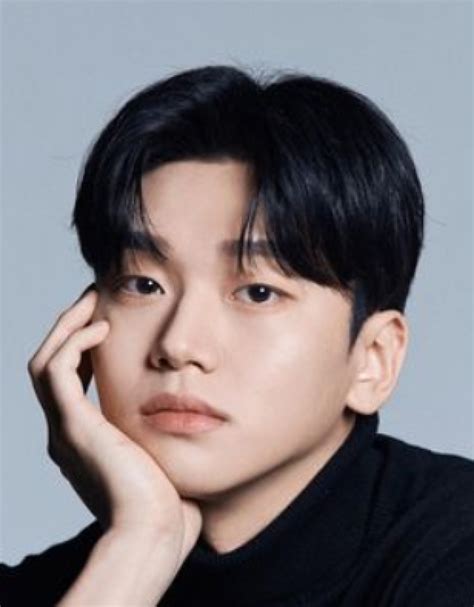 Shin Yoon Jae Korean Actor Artist