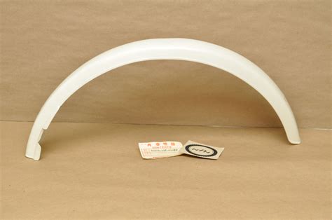 Nos Honda 1977 80 Nc50 Express Na50 Rear Fender White 80101 147 010 Zf