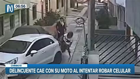 Chimbote Ladrón Intentó Robar Celular Y Choca Contra Auto Canal N