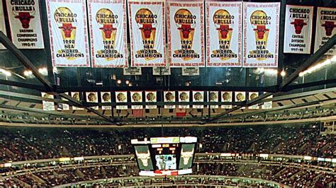 Bulls Championship Banners United Center Chicago Bulls