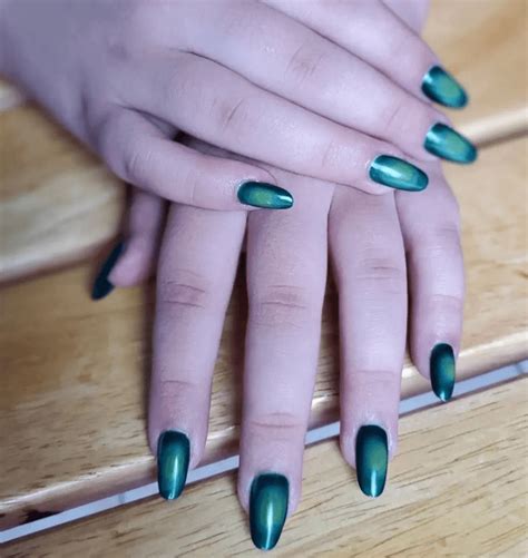 35 Stunning Green Ombre Nail Designs For 2023