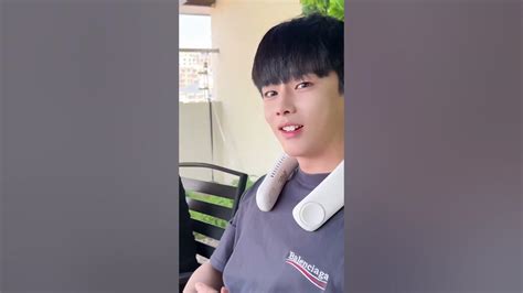 小弟弟被禦姐懟臉上吻，果然食物鏈的頂端是姐姐！ 【暖鑫921】 Youtube