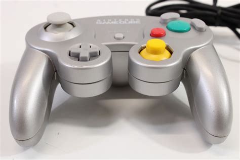 Official Nintendo Gamecube Controller Platinum Silver T3 C Cosmetic Wears Nintendo Gamecube Gc