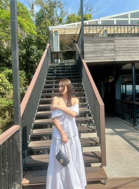 Ng C P C A Em G I C Ng Vinh Saostar Vn