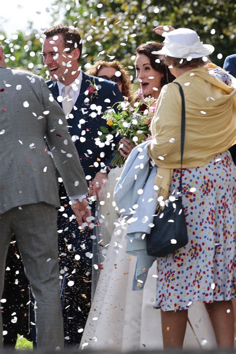 Inside Michelle Dockerys London Wedding With Phoebe Waller Bridges