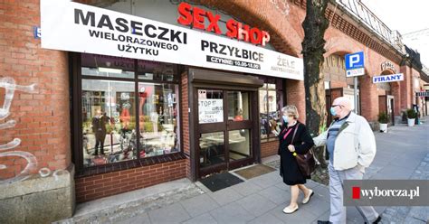 Koronawierus Wrocław Maseczki W Sex Shopach