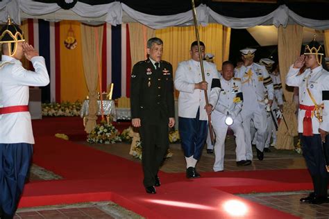 พระที่นั่งเวหาศน์จำรูญ Facebook