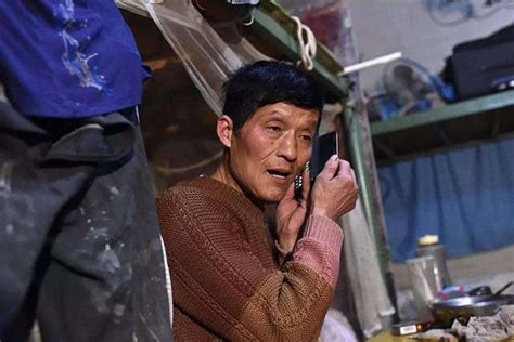 農民工：打工不掙錢！既然不掙錢，為啥還「賴」城裡不走呢？ 每日頭條