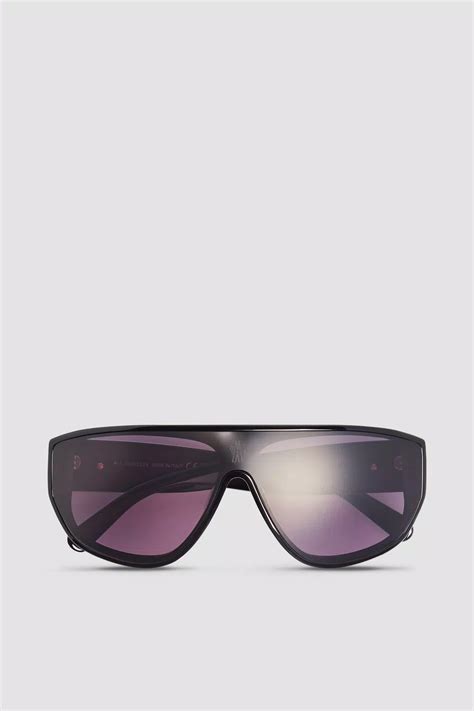 Shiny Black Vyzer Shield Sunglasses Sunglasses For Men Moncler Dk