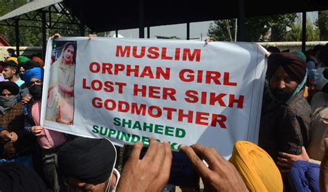 Kashmiri Pandits Fleeing Valley Amid Rise In Attacks On Minorities