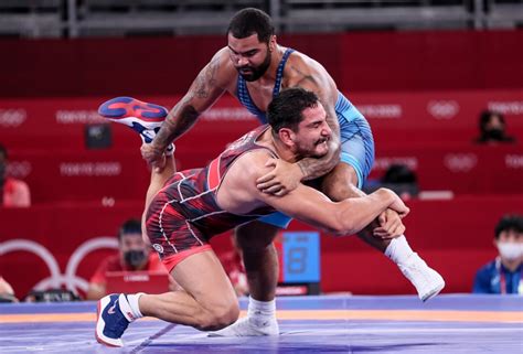 Joe Rogan Cảnh Báo Hạng Nặng Ufc Gable Steveson Mà Vào Tiêu Hết”