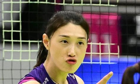 스포키 개막 2연승 이끈 김연경흥국생명 Gs칼텍스에 셧아웃 승리
