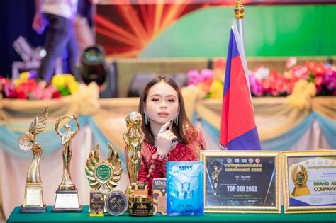 អបអរសាទរ ម្ចាស់ប្រ៊េន Miss ទទួលបានពានចំនួន៤ ពីកម្មវិធីអ្នកជំនួញឆ្នើម ក្នុងប្រទេសថៃ Khmerload