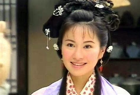 葉璇給男朋友的備註名竟然如此污！好好的美女說瘋就瘋了 每日頭條