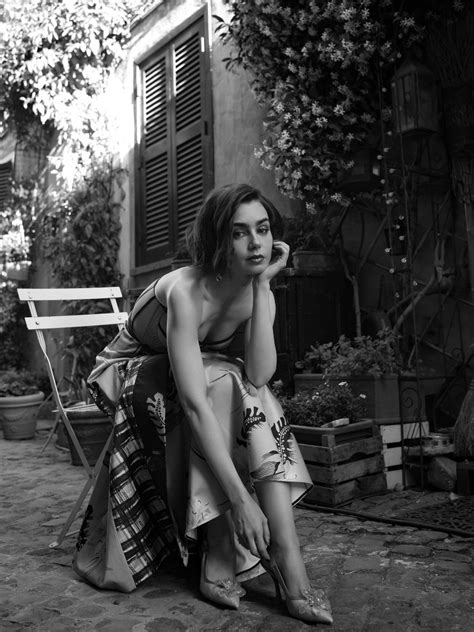Lily Collinss Bob On ‘emily In Paris Has Its Own Character Arc The
