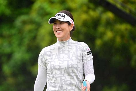「私も双子だよ」単独4位の福田真未 岩井ツインズへの“気遣いラウンド”から最終日v争いへ！ ゴルフのニュース｜総合ゴルフ情報サイト