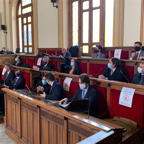 Palagiustizia di Reggio è subito polemica La maggioranza iter già