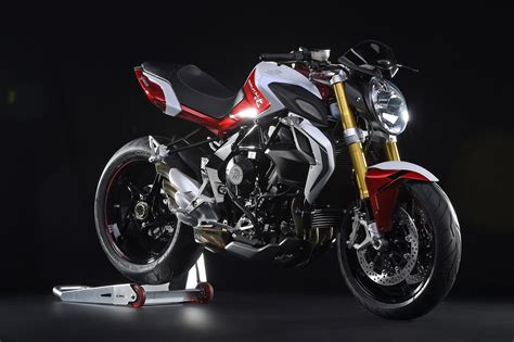 Mv Agusta Brutale 800 Rr 2016 2017 Specs Performance And Photos