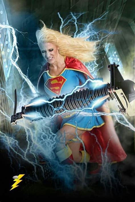 Supergirl Cosplayer Kristen Hughey Comic Con Cosplay Cosplay Girls