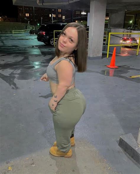 Kelsey Lawrence Bio Age Career Height Net Worth And More