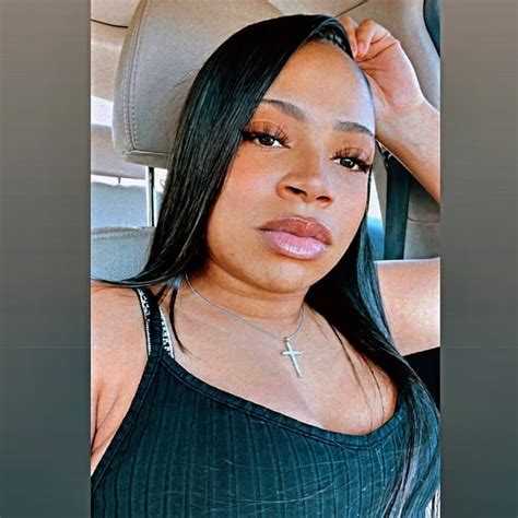 Chels Juicie On Threads