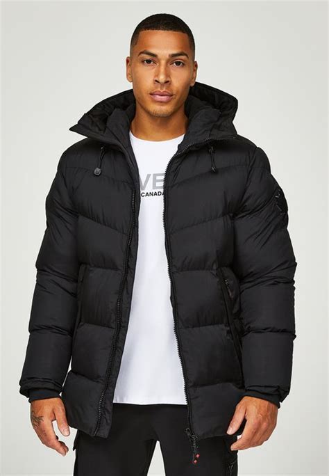 Atraskite Striukės Vyrams Internetu Zalando