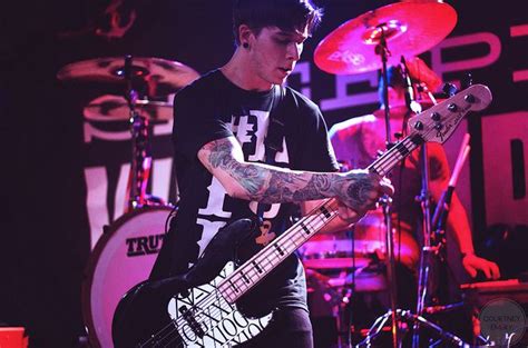 Sleeping With Sirens Justin Hills Sleeping With Sirens Justin