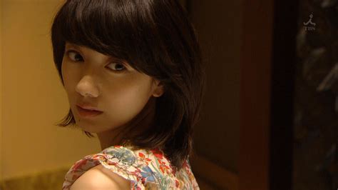 女子アナ案内 波瑠 エロいベッドシーン あなたのことは それほど♯2