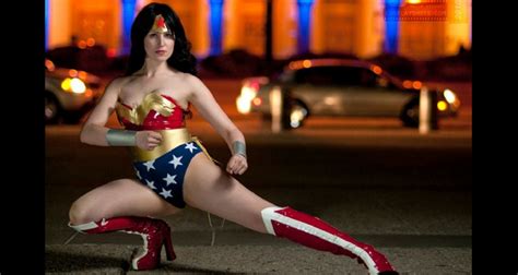 22 Of The Best Wonder Woman Cosplays Ever