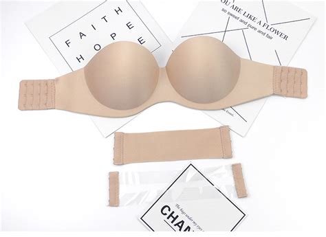 Momo Seamless Strapless Push Up Bra Backless Strap With Foam Wireless