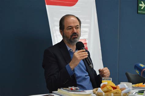 El Hámster Del Presidente De Juan Villoro Almomento Noticias