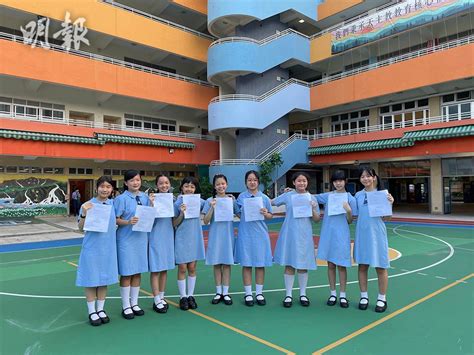 升中派位．短片｜獲派庇理羅士女子中學女生喜極而泣 男生「失而復得」入九華 1019 20230711 熱點 即時新聞 明報新聞網