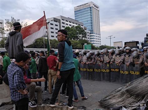 Bali Holiday Warning As Indonesia Bans Sex Outside Marriage Escape Au