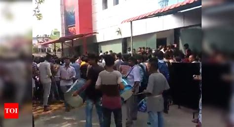 Baahubali 2 Trailer Watch Fans Go Wild As ‘baahubali 2 The