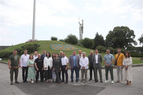 Музей війни як інституція і туристичний обєкт має півстолітню історію За цей час Музей