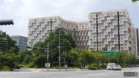 아파트규제 밖 사각지대 오피스텔에 몰린 돈 풍선 터진다