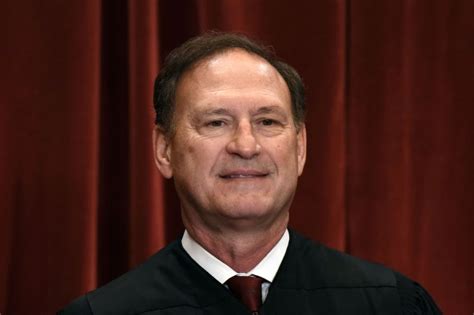 Sam Alito Allows Pa Court Ruling Requiring Redrawn Congressional Map